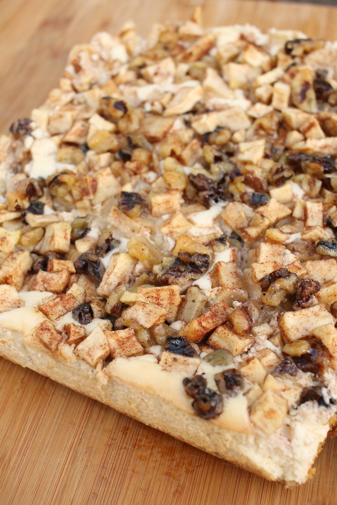 Apple Walnut Cheesecake Bars With Graham Cracker Crust - The Endless ...
