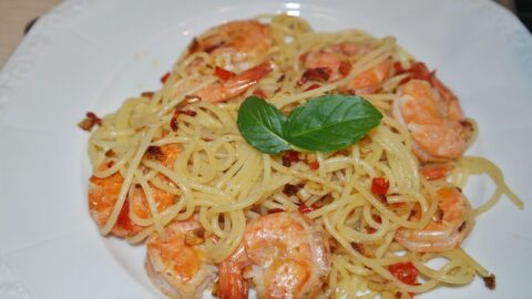 Quick & Easy Shrimp Scampi (Olive Garden Copycat) - The Endless Appetite